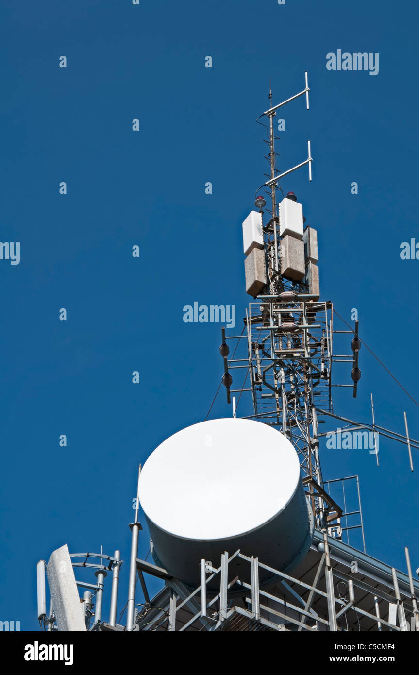 Microwave repeater station hi-res stock photography and images - Alamy