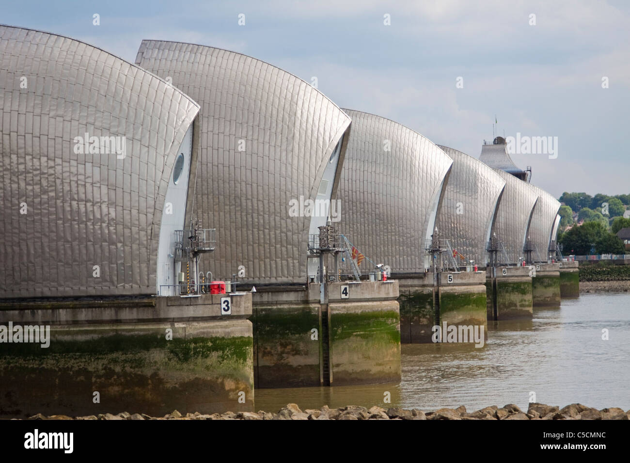 Thames barrier hi-res stock photography and images - Alamy