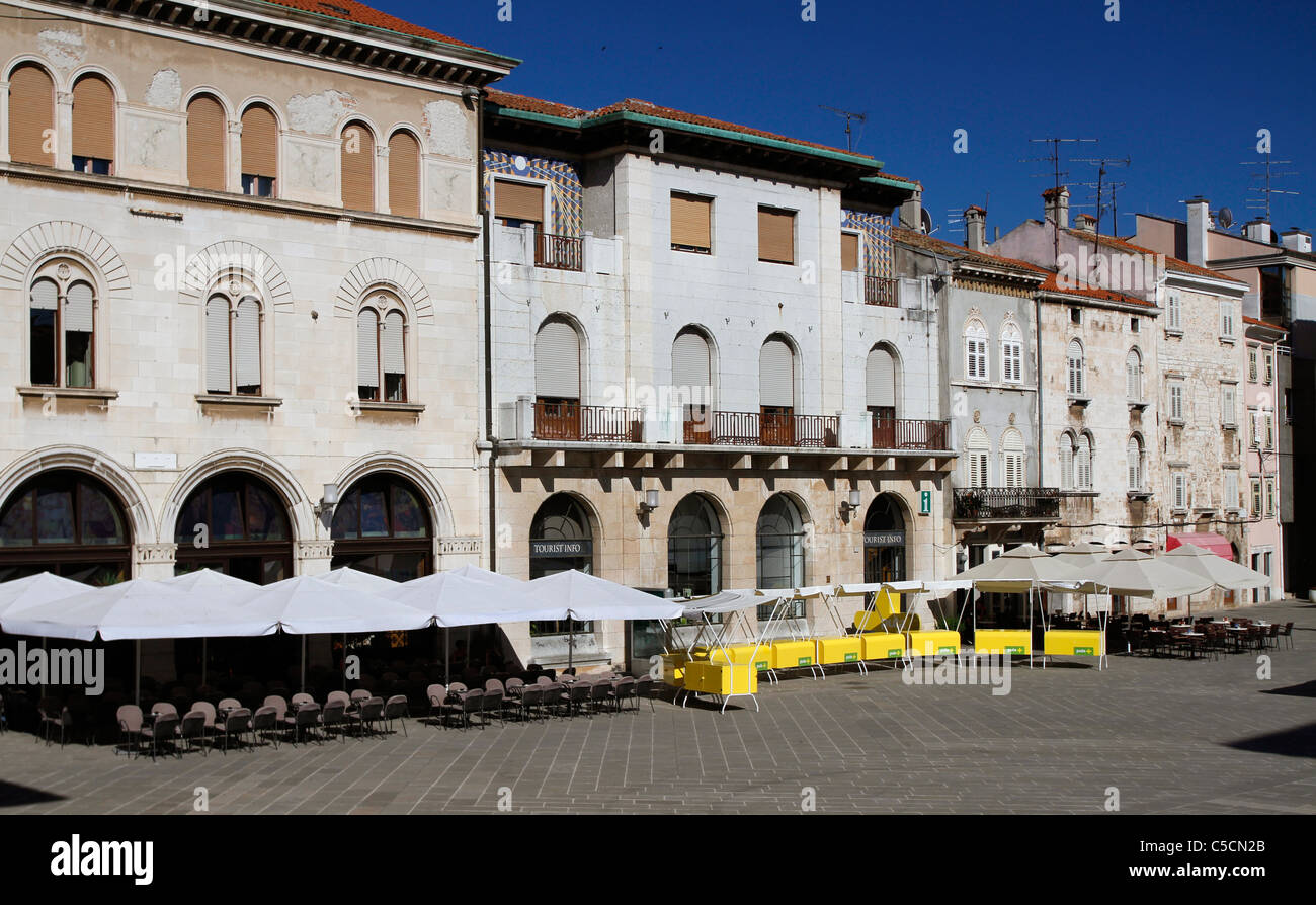 Pula forum square hi-res stock photography and images - Alamy