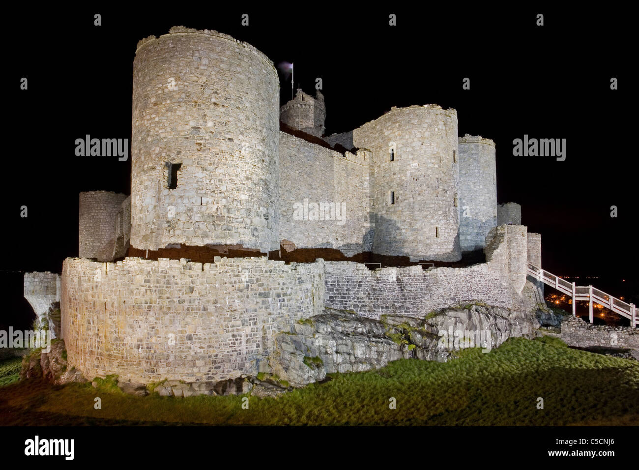 Harlech Castle by night at Harlech, Gwynedd, North Wales, UK Stock ...