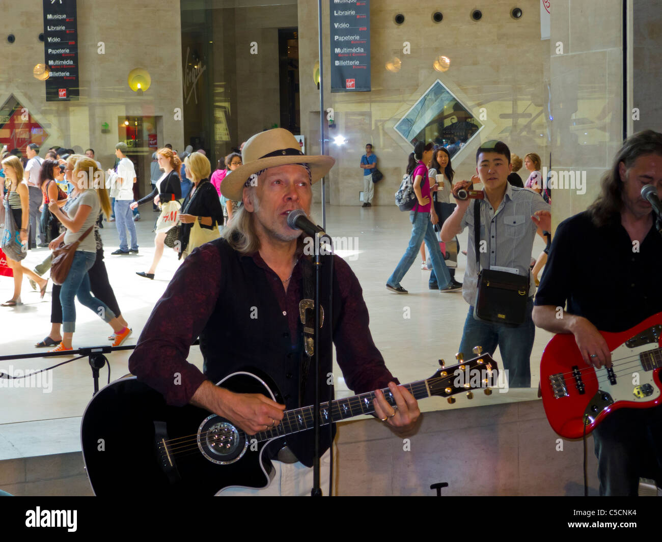 Old country store front in hi-res stock photography and images - Alamy