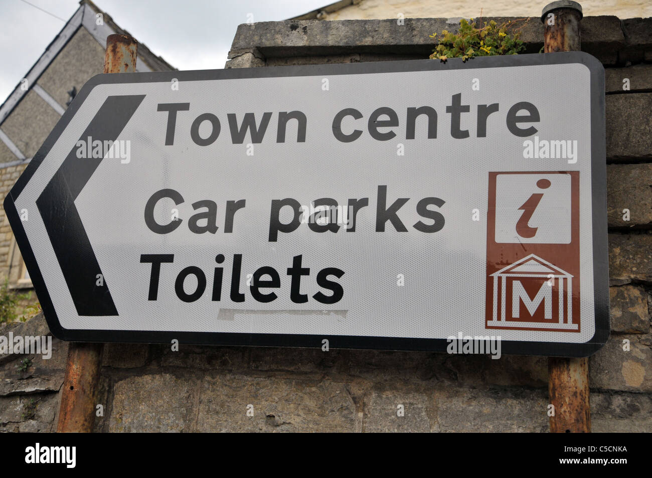 direction road sign england uk Stock Photo - Alamy