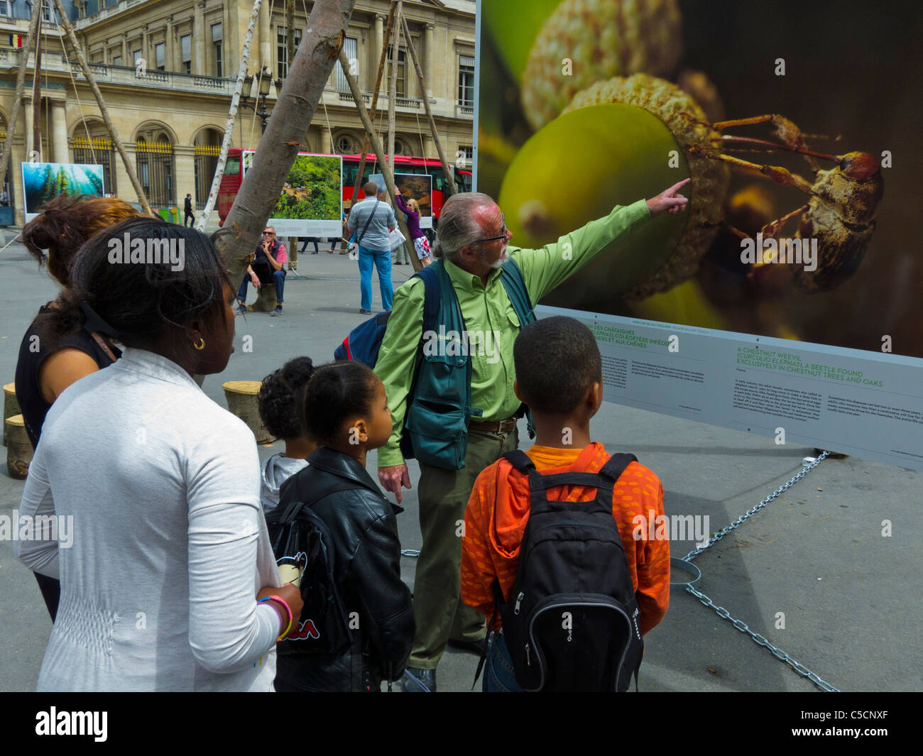 Paris, France, Street Scenes, Palais Royale, Students Visiting ...