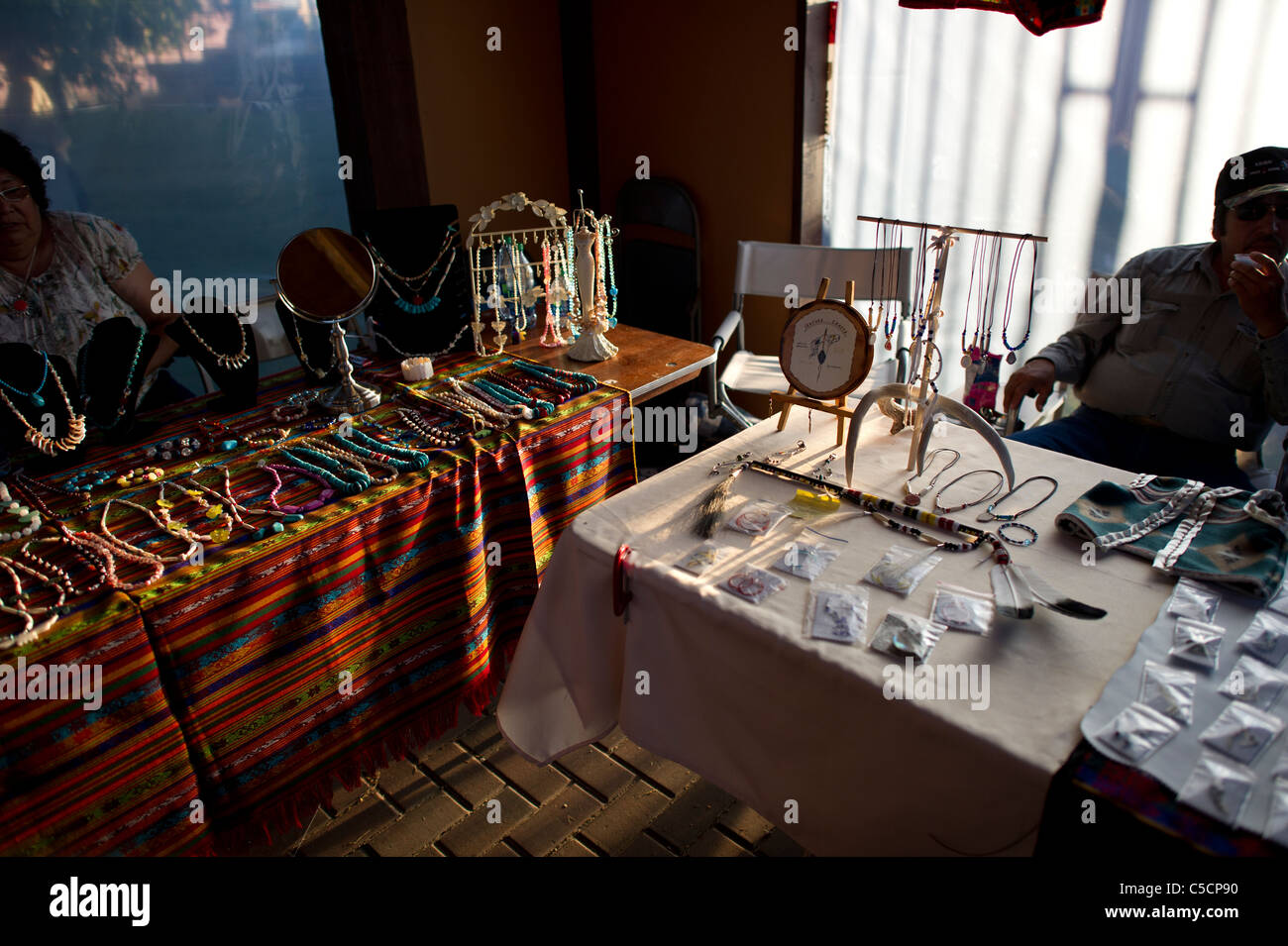 Indian crafts native crafts hi-res stock photography and images - Alamy