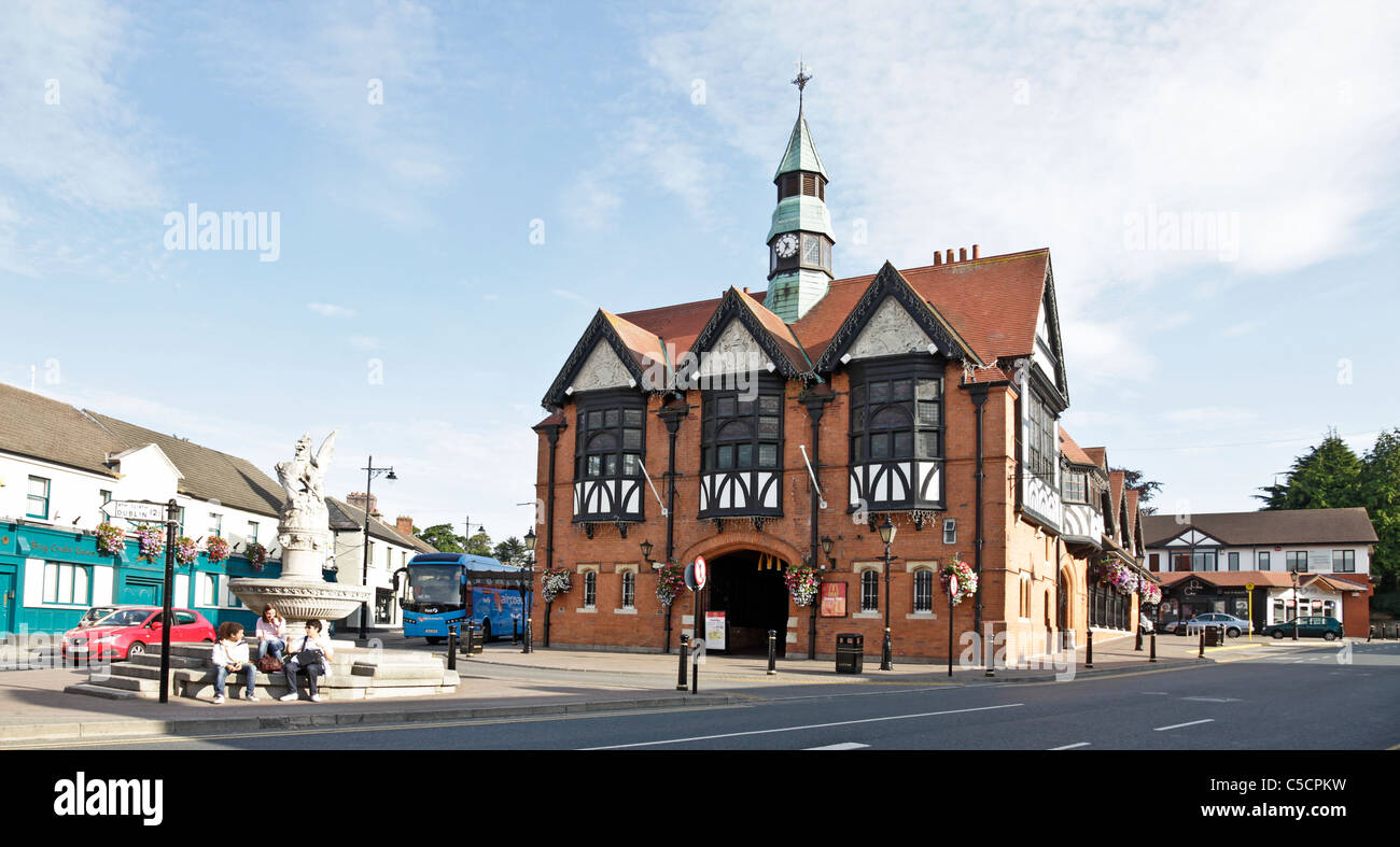 Bray town hall mcdonald's hi-res stock photography and images - Alamy