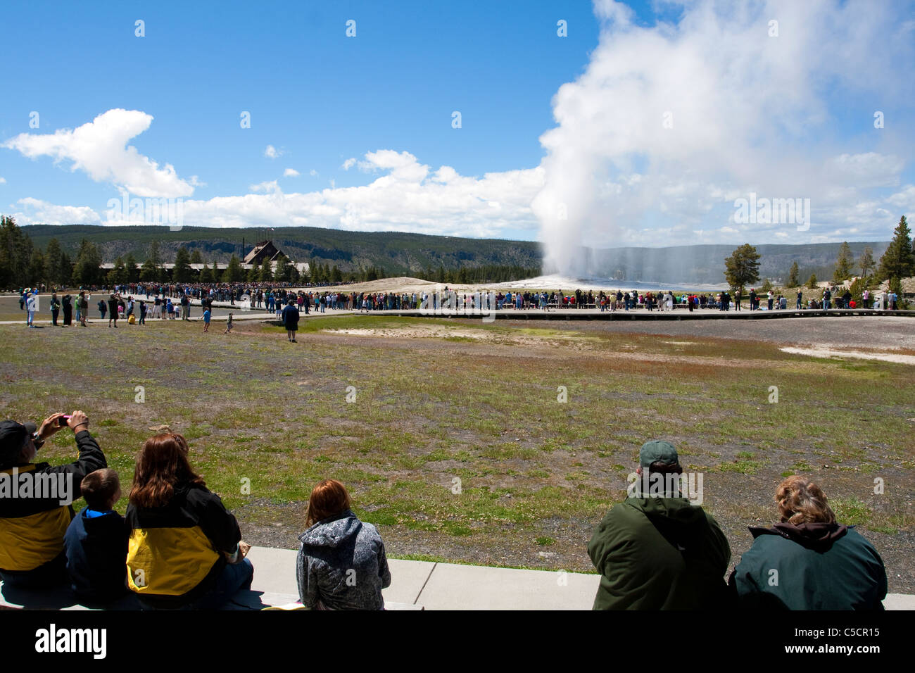 Old faithful erupting hi-res stock photography and images - Alamy