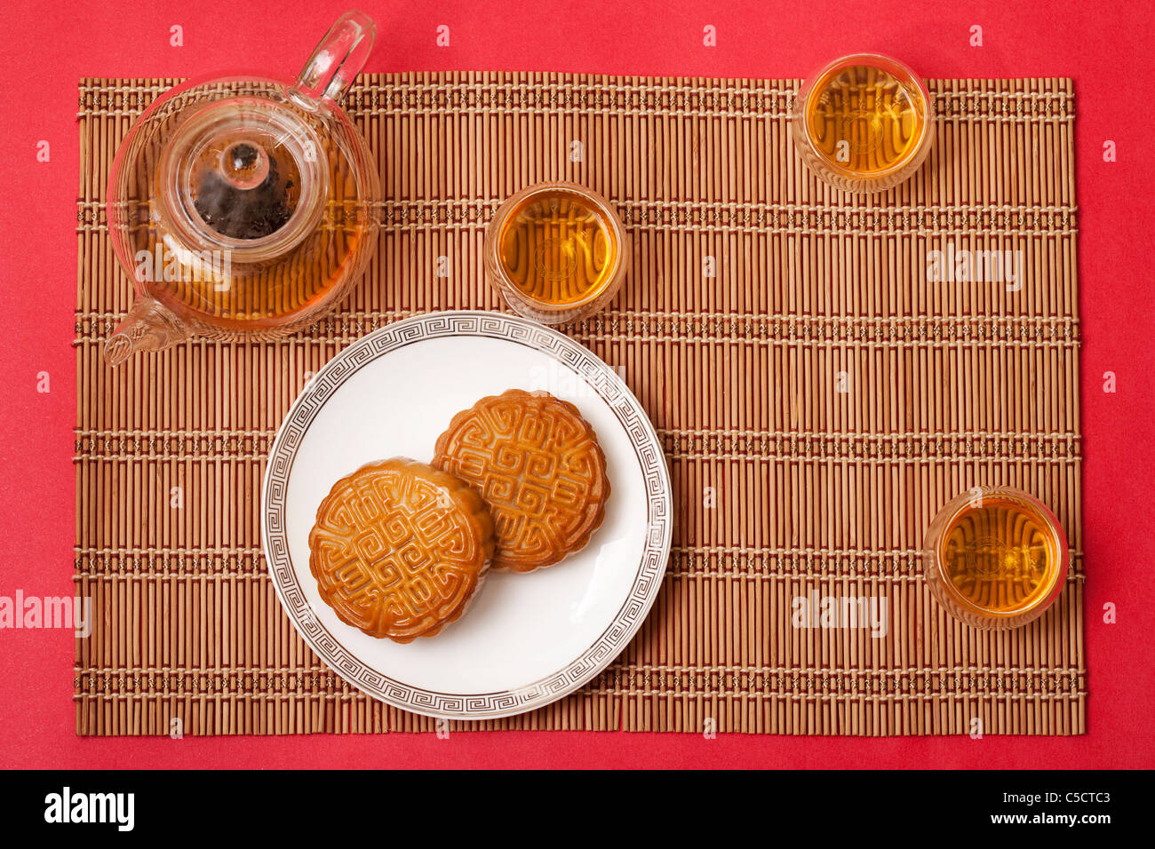 Moon Cakes and Tea Stock Photo - Alamy