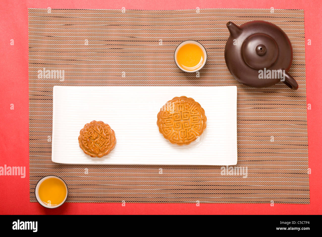 Moon Cakes and Tea Stock Photo - Alamy