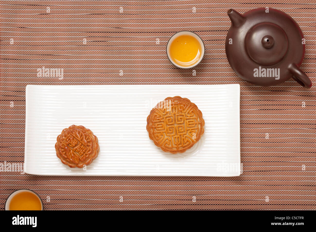 Moon Cakes and Tea Stock Photo - Alamy