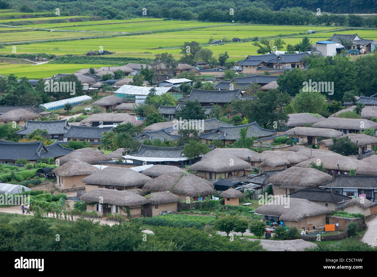 Traditional built structure hi-res stock photography and images - Alamy