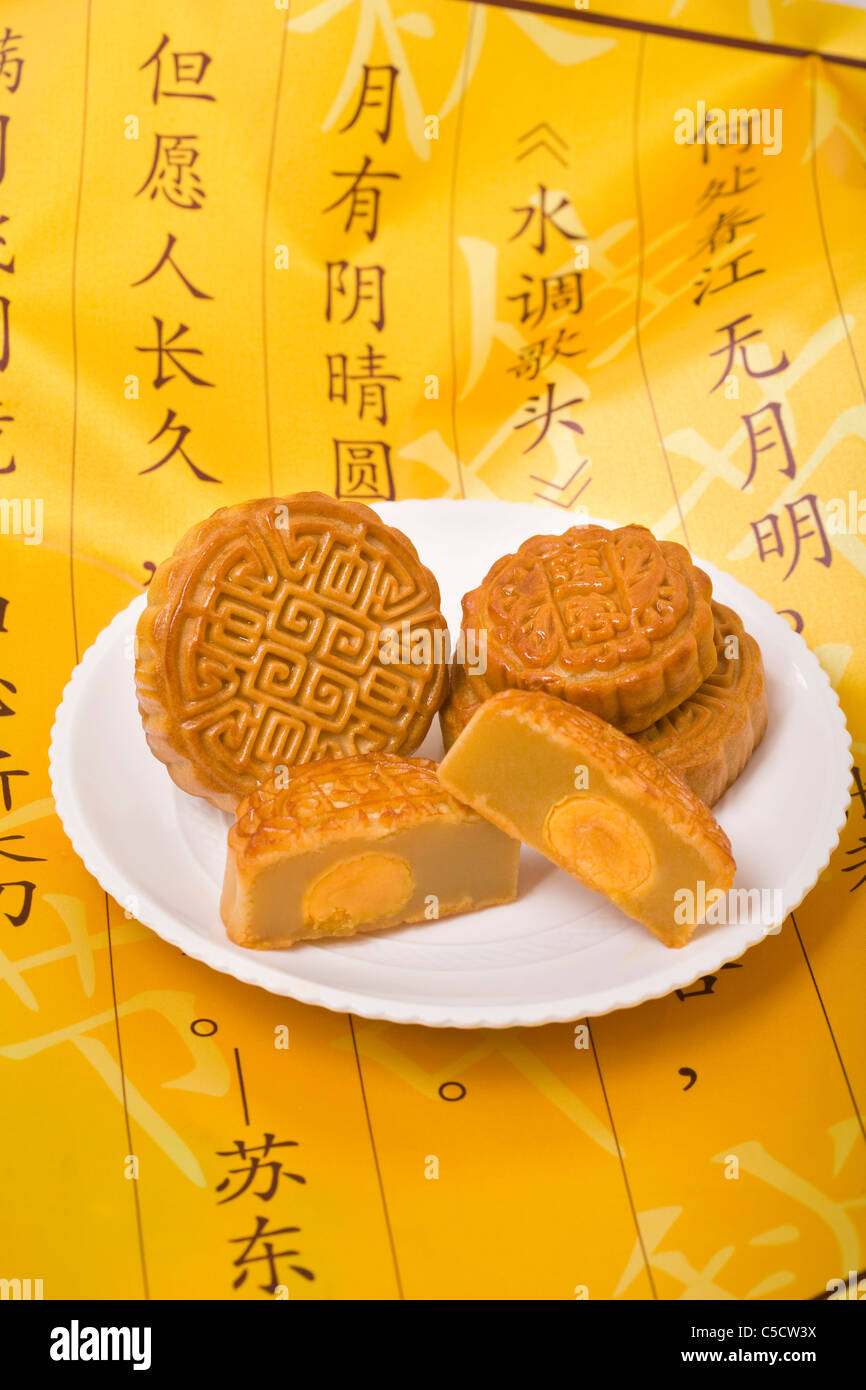 Stacks of Moon Cakes, One Cut to Reveal Filling Stock Photo - Alamy