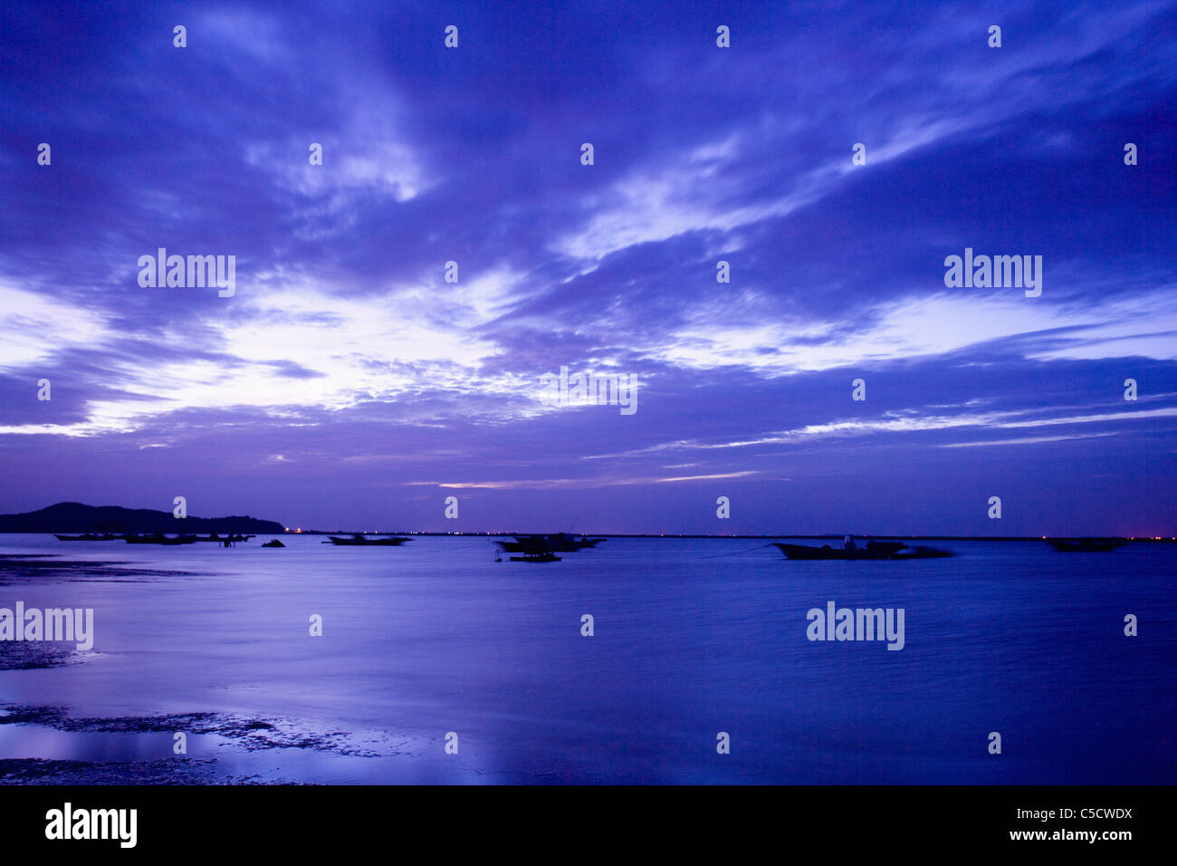 clouds in the sky at dawn Stock Photo - Alamy