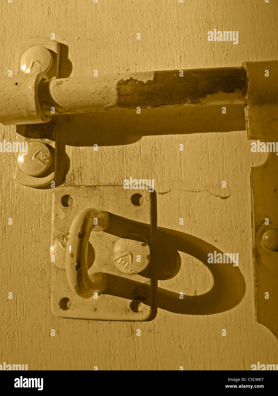 Wooden door aldrop hi-res stock photography and images - Alamy