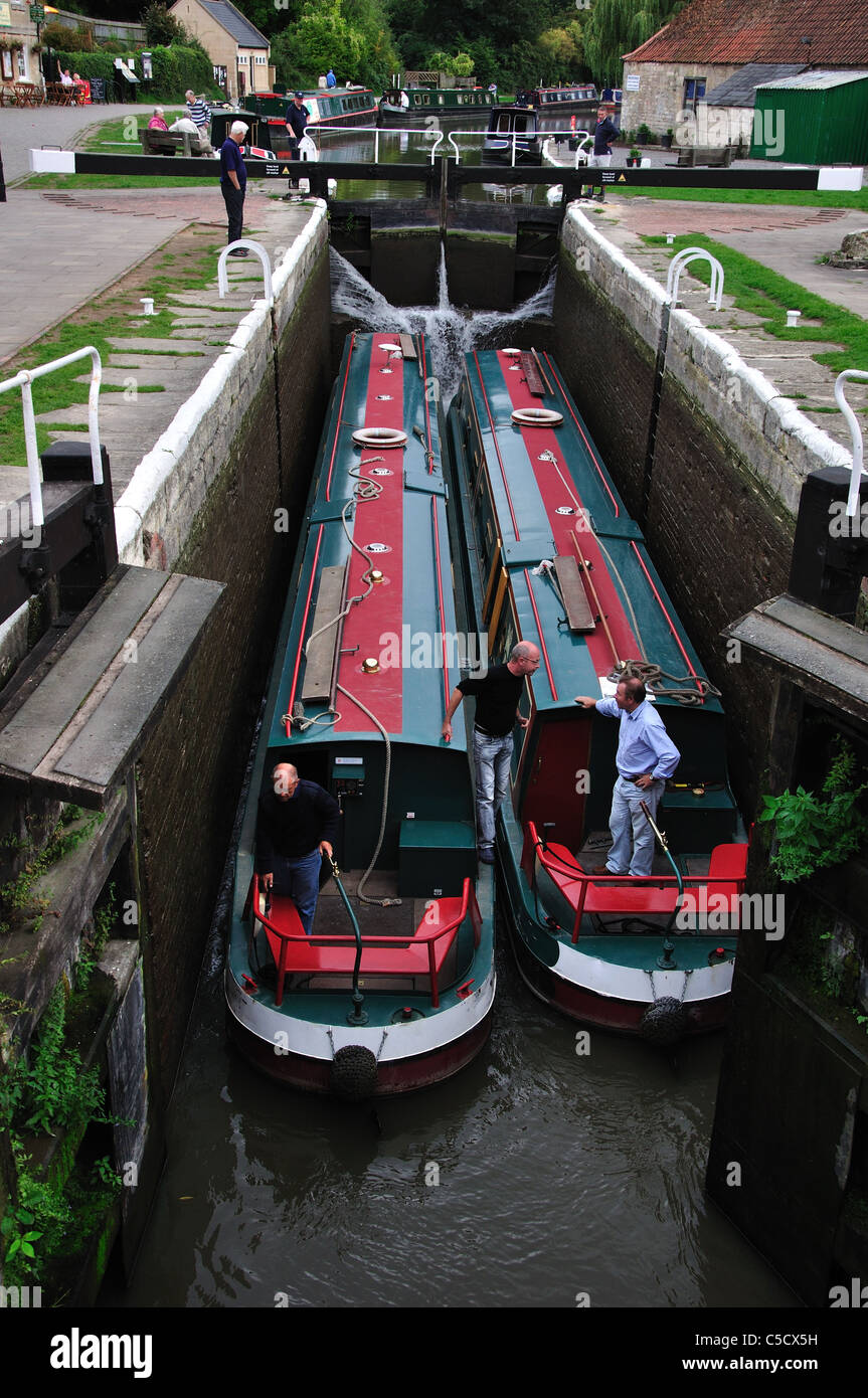 Two narrow boats entering a lock side by side UK Stock Photo - Alamy