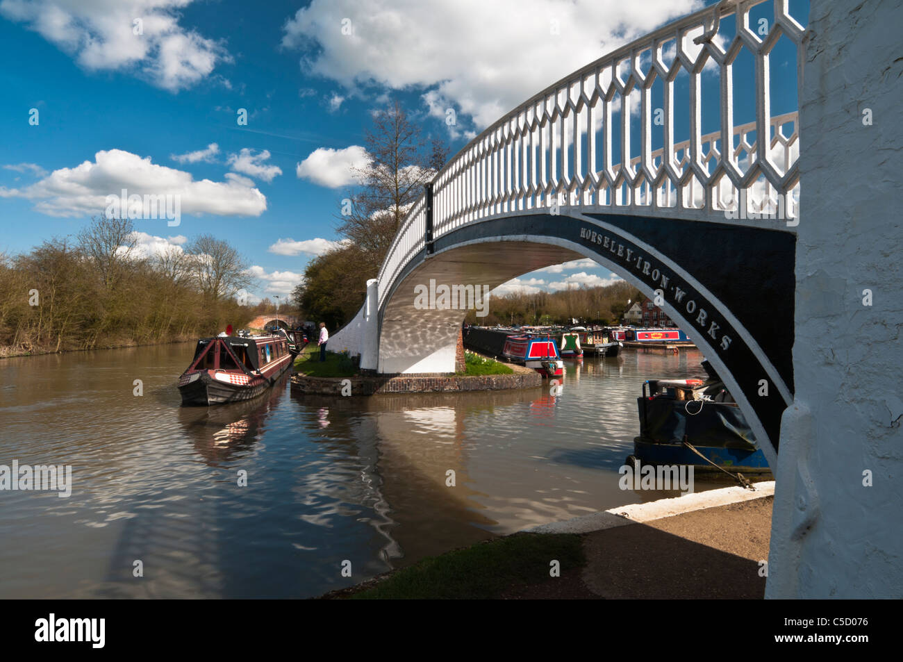 Braunston marina narrowboat canal hi-res stock photography and images ...