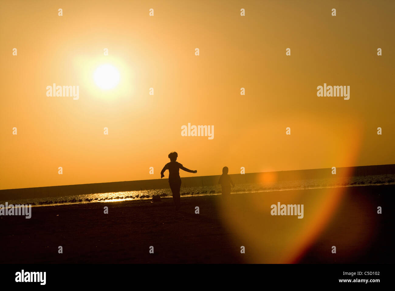 Real people running hi-res stock photography and images - Alamy