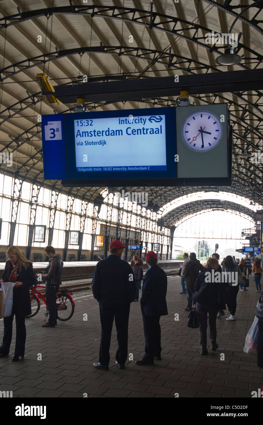 Haarlem railway station holland hi-res stock photography and images - Alamy