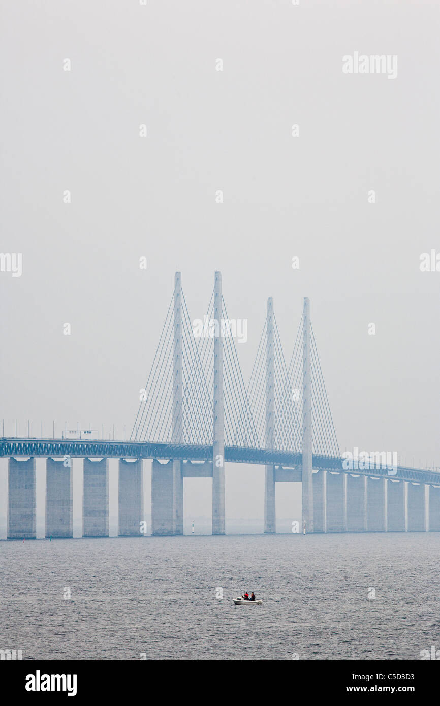 Rod bridge hi-res stock photography and images - Alamy