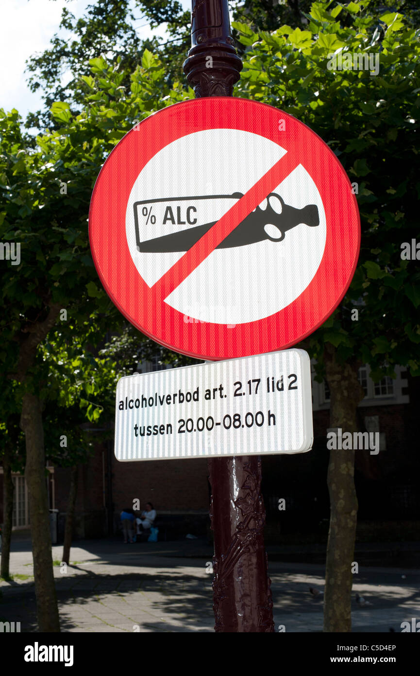 Alcohol prohibition hi-res stock photography and images - Alamy