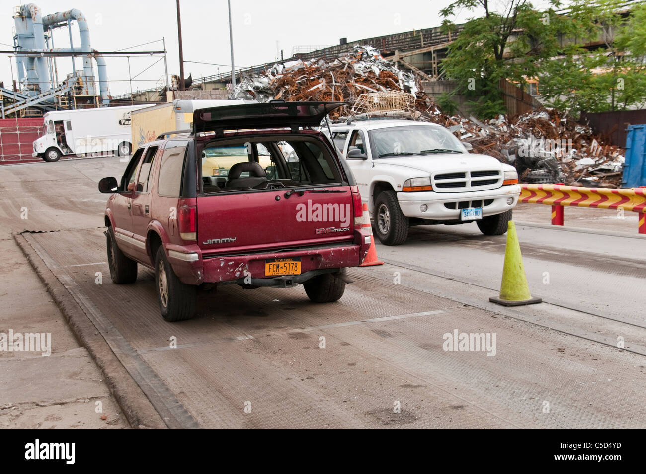 Computerized Scale, Scrap Metal Junk Yard, Brooklyn, New York City ...