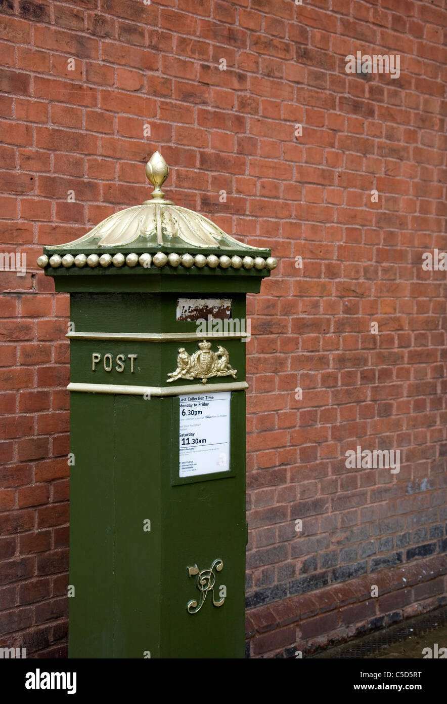 The kent postbox hi-res stock photography and images - Alamy