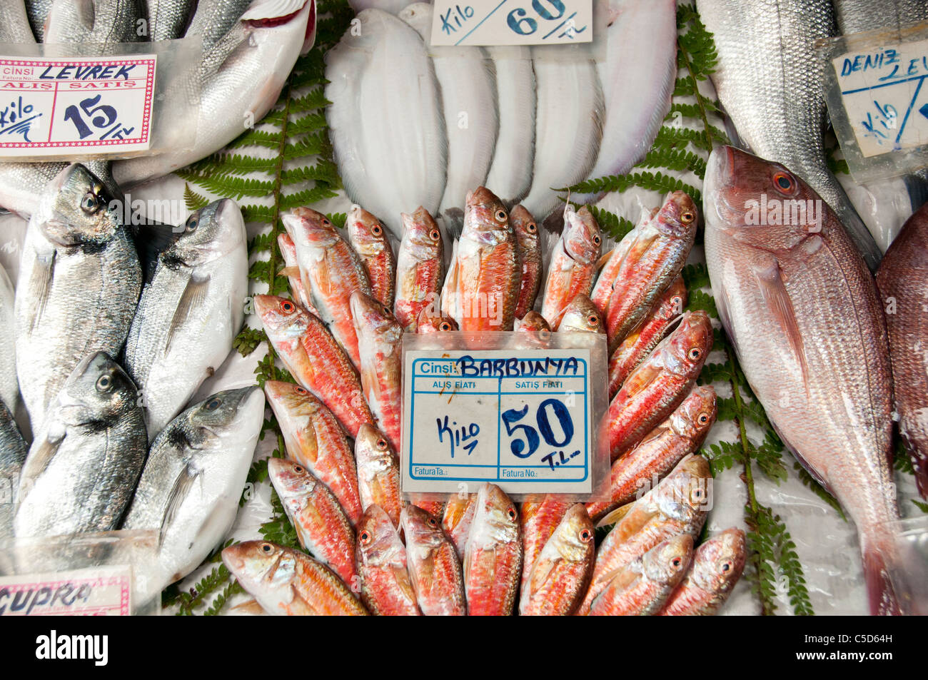 Turkish fish market hi-res stock photography and images - Alamy