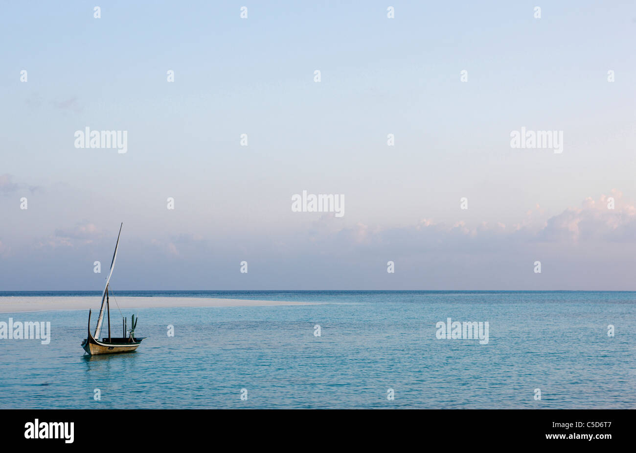 Maldives dhoni boat sea hi-res stock photography and images - Alamy