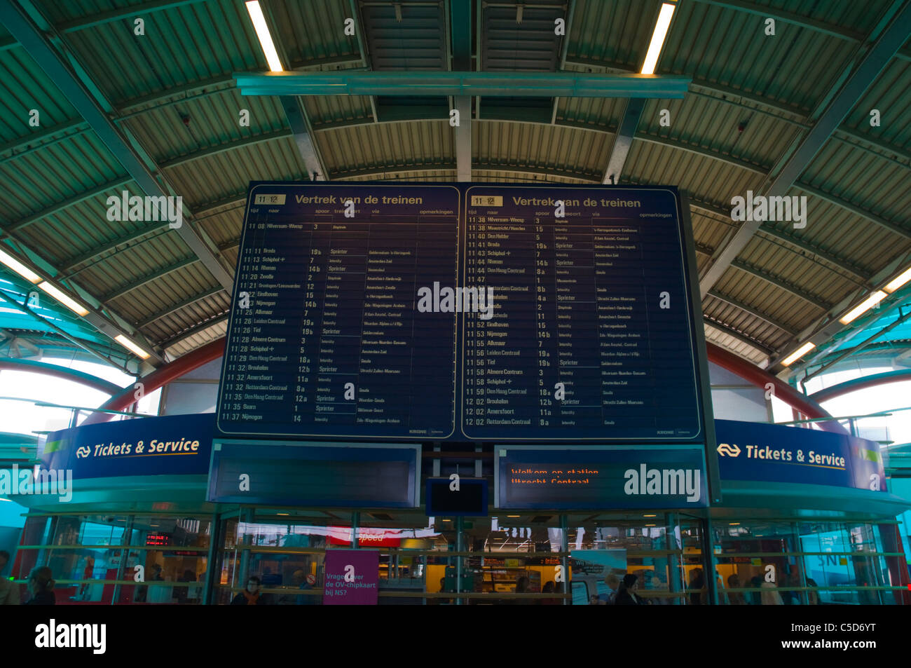 Utrecht centraal railway station hi-res stock photography and images ...