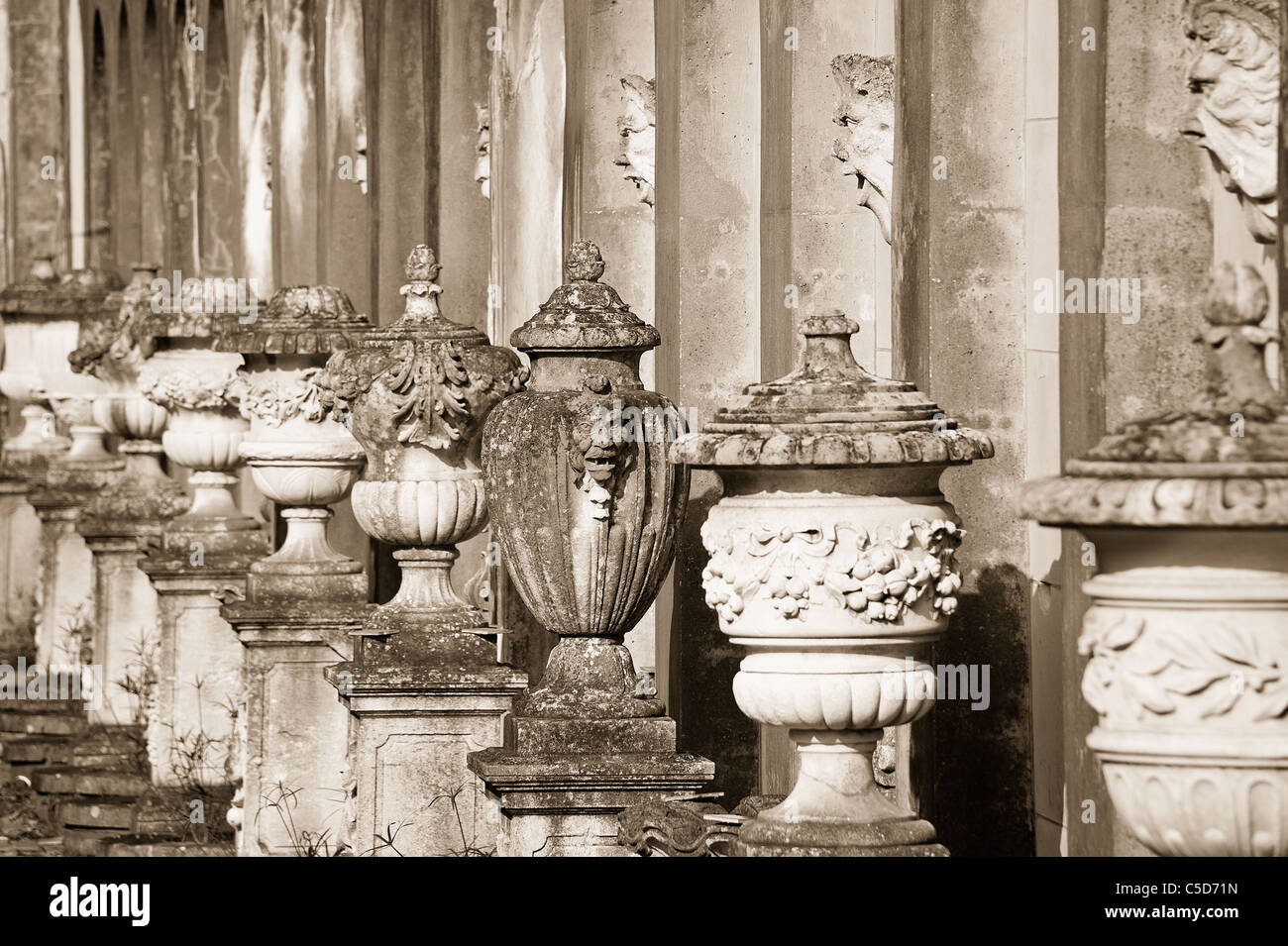 Antique ancient hi-res stock photography and images - Alamy