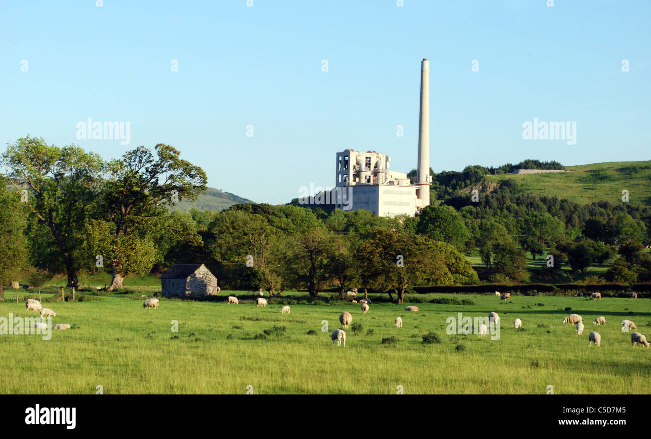 Hope cement works hi-res stock photography and images - Alamy