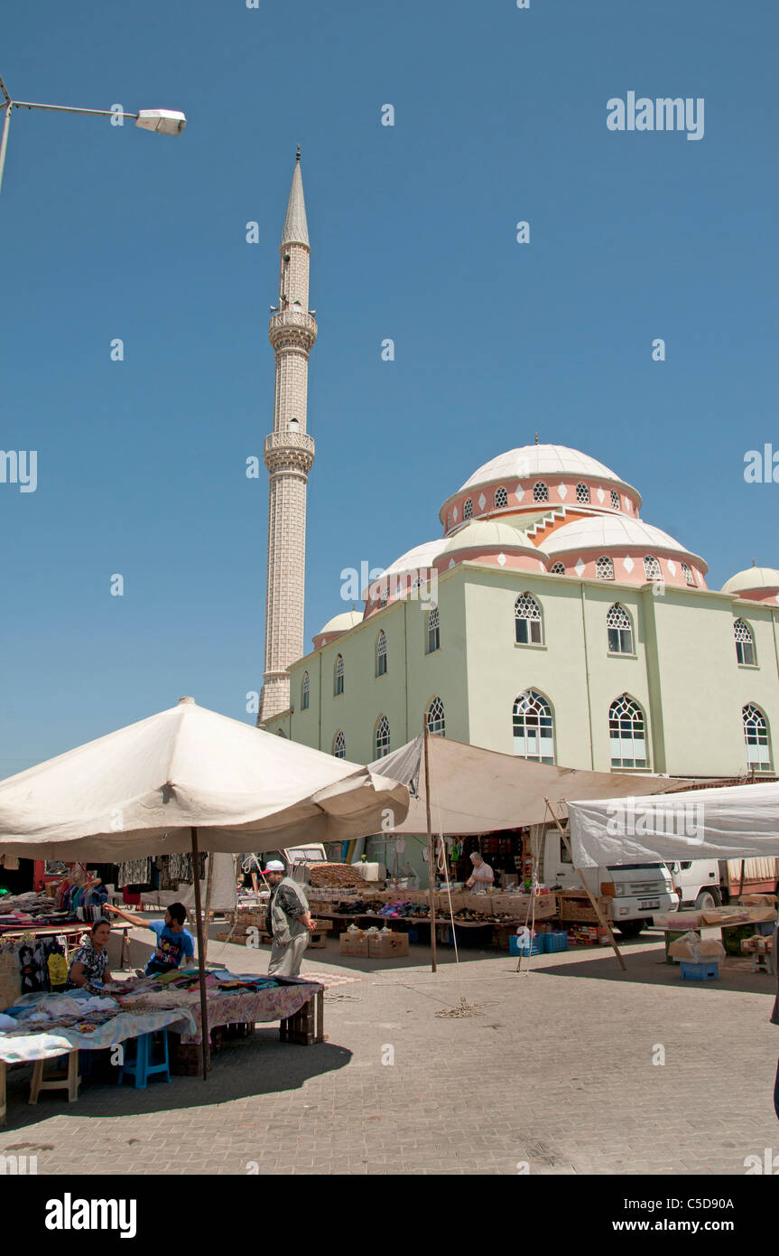 Mosque village hi-res stock photography and images - Alamy