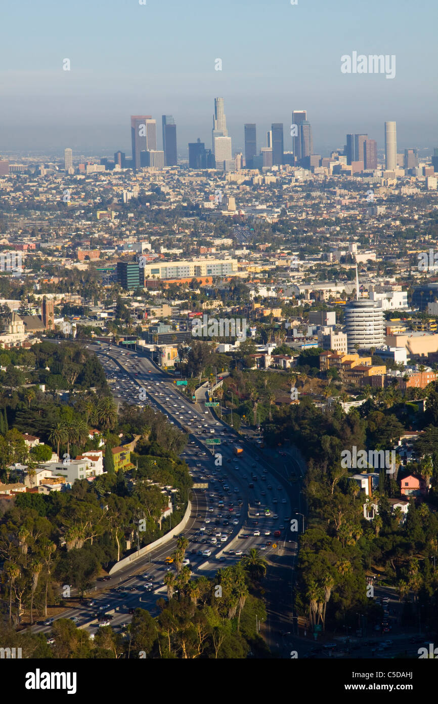 Los angeles skyline clear day hi-res stock photography and images - Alamy