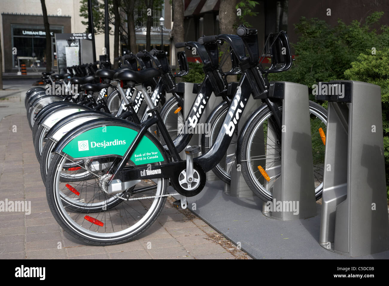 Empty public spaces hi-res stock photography and images - Alamy