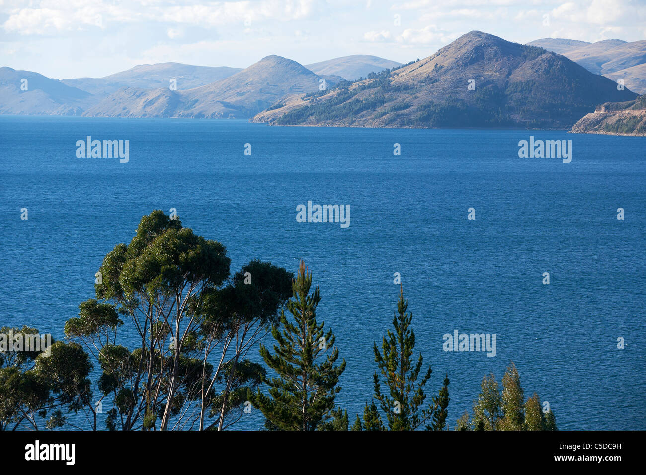 Beautiful view titicaca lake hi-res stock photography and images - Alamy