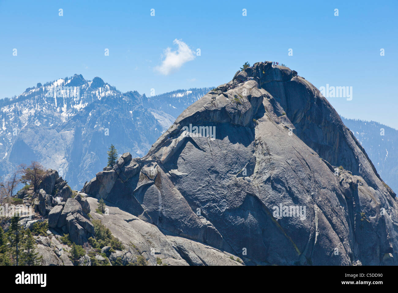 People on the top of Moro rock a granite dome within Sequoia national ...
