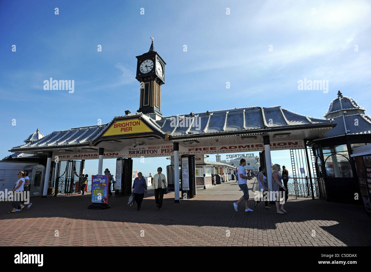 The entrance to Brighton Pier Stock Photo - Alamy