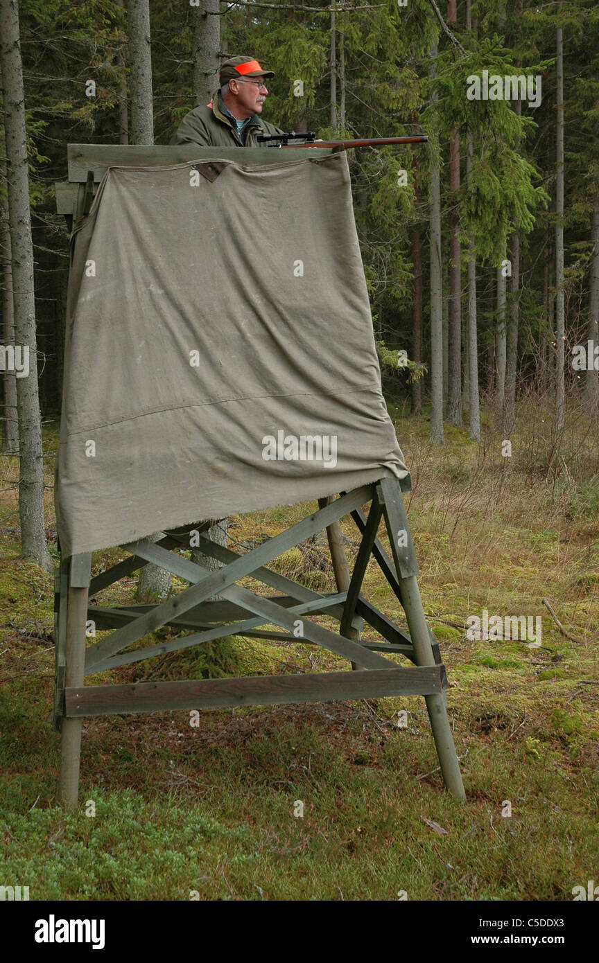 Keeping sentry hi-res stock photography and images - Alamy