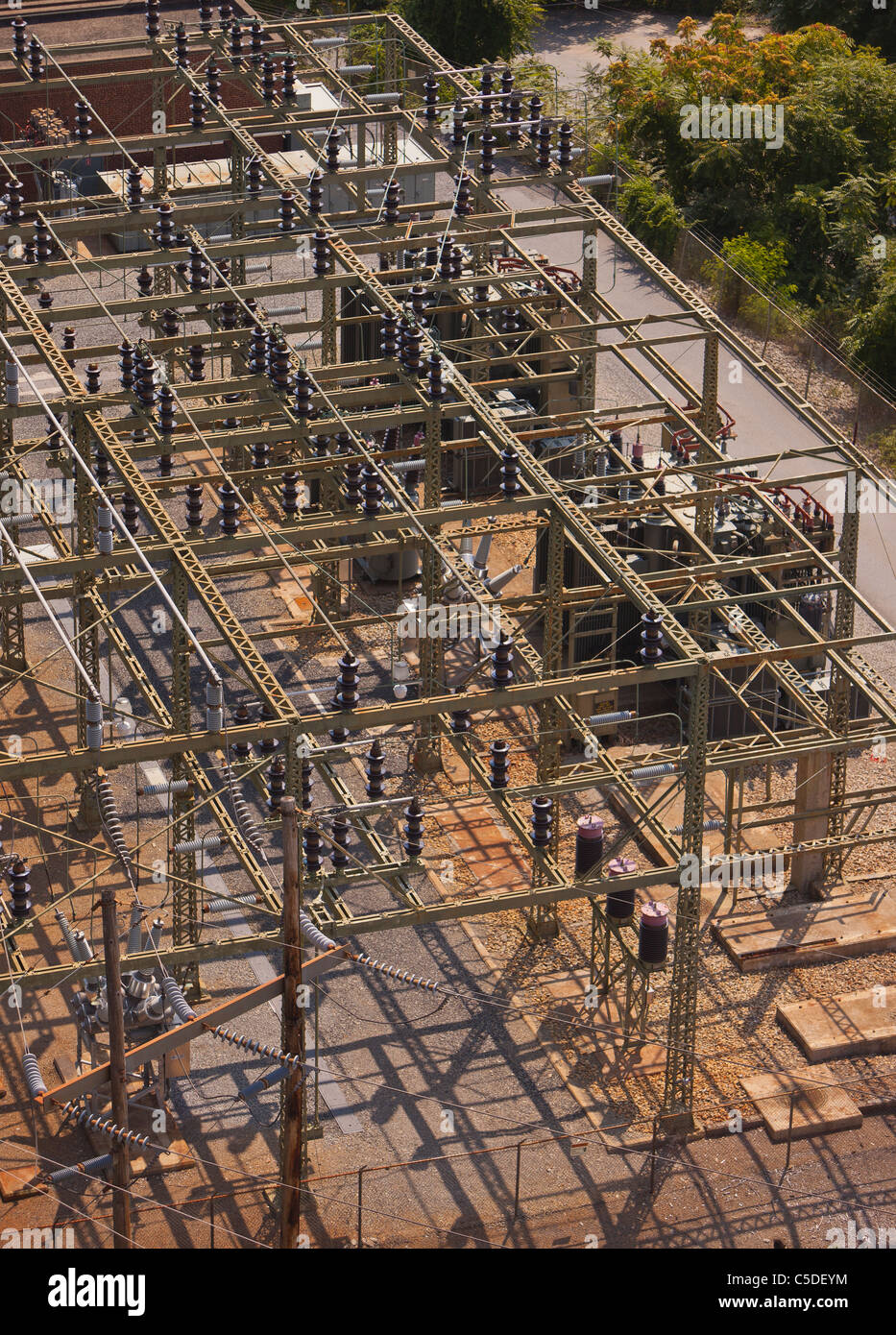POUGHKEEPSIE, NEW YORK, USA - Electric substation Stock Photo - Alamy