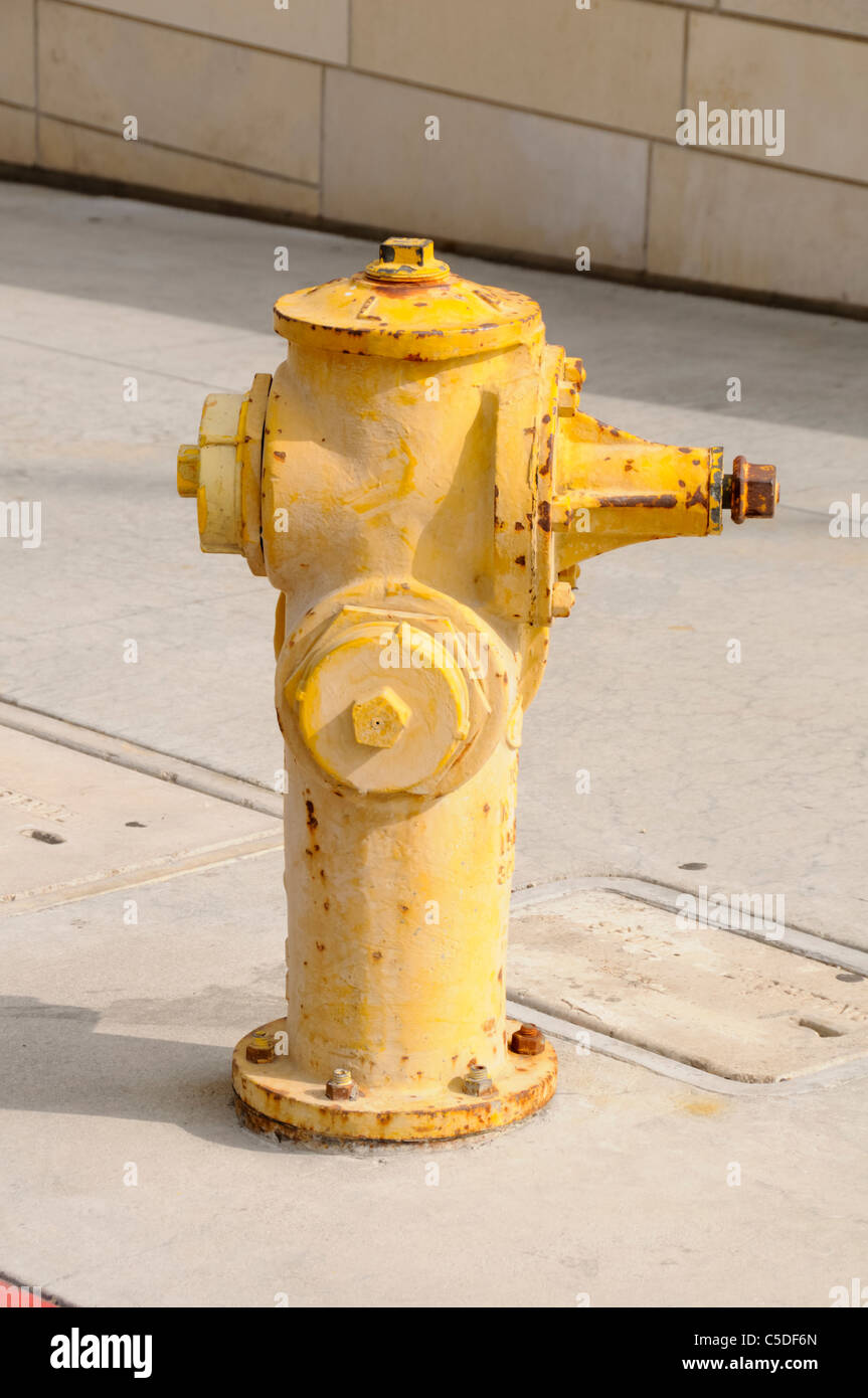 Hydrant spray hi-res stock photography and images - Alamy
