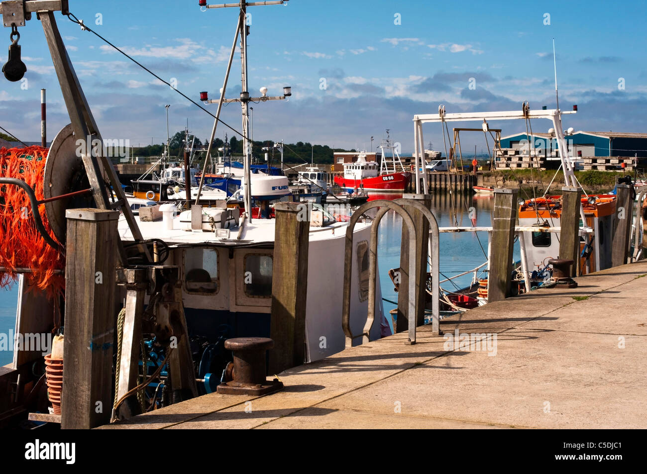 Quay boats hi-res stock photography and images - Alamy