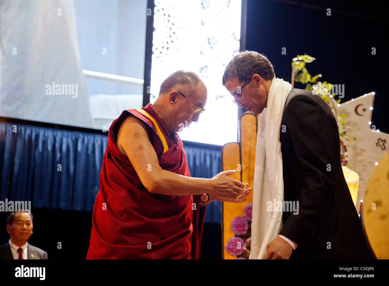 Lama priest hi-res stock photography and images - Alamy