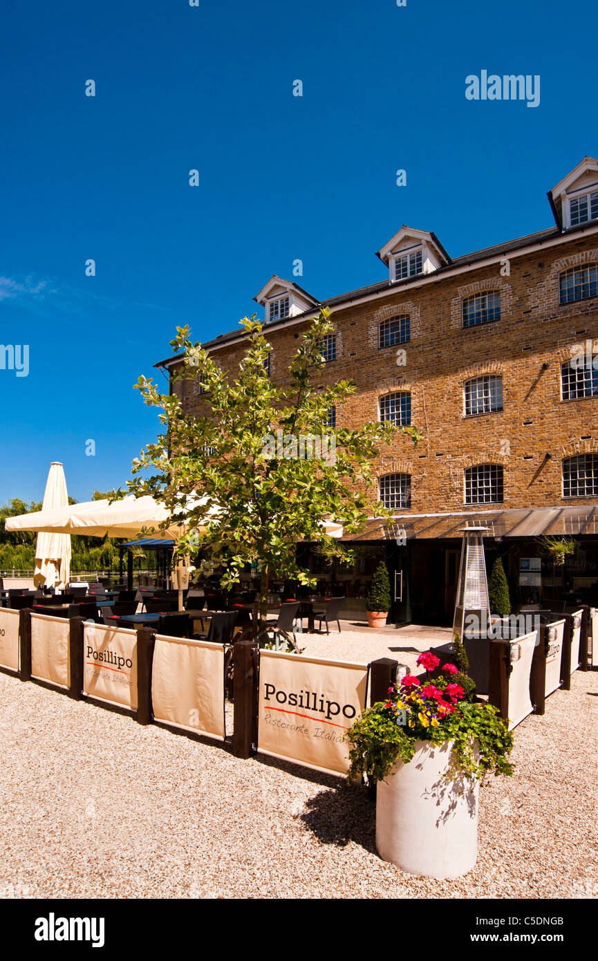 FAVERSHAM, KENT, UK - JUNE 26, 2011: Exterior view of Posillipo Restaurant on the Quayside Stock ...