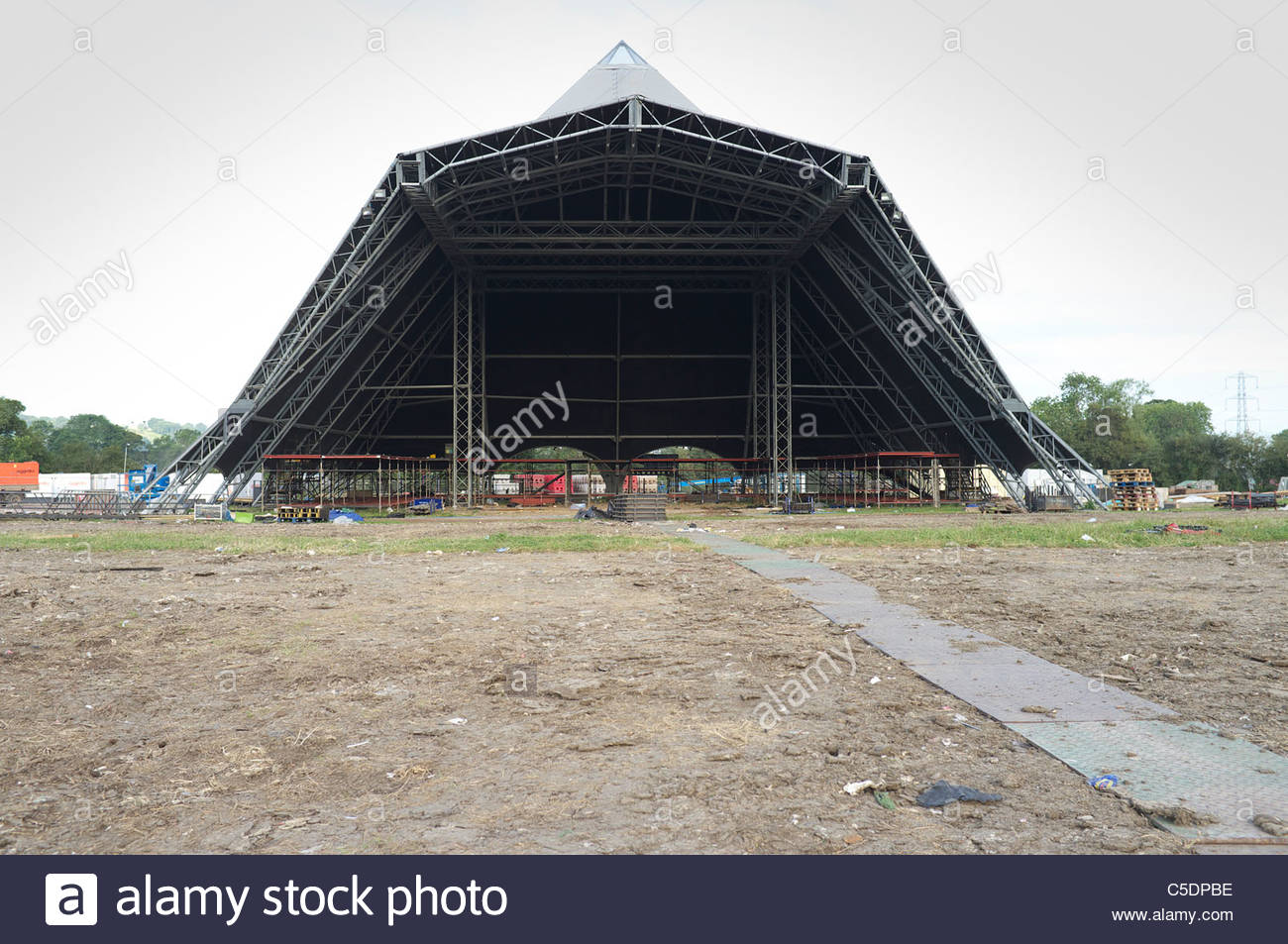 Glastonbury Festival Pyramid Stage Stock Photos & Glastonbury Festival ...