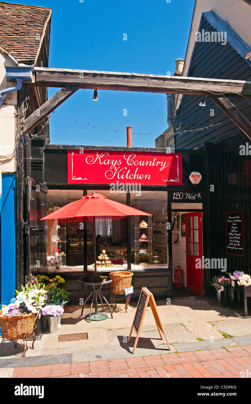 Shops faversham hi-res stock photography and images - Alamy