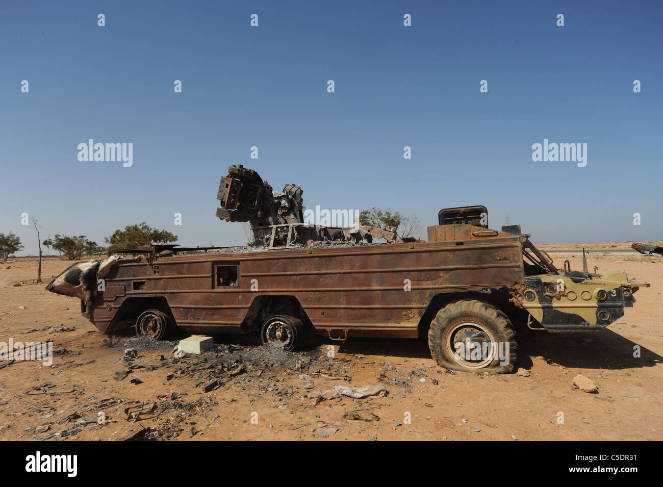 a war between Gaddafi army and Libya's Transitional National Council ...