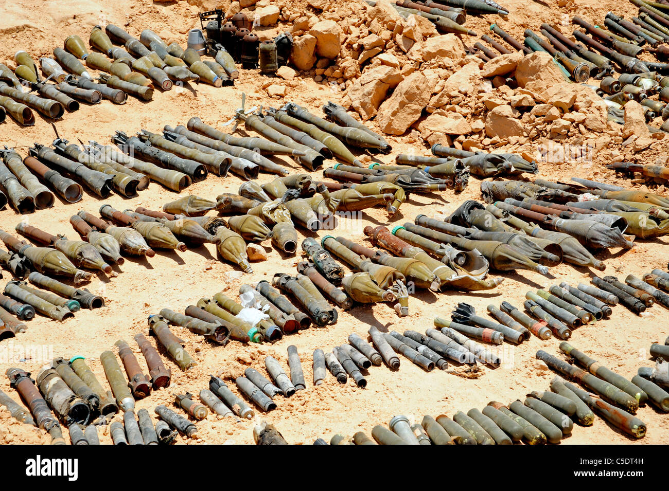 a war between Gaddafi army and Libya's Transitional National Council ...