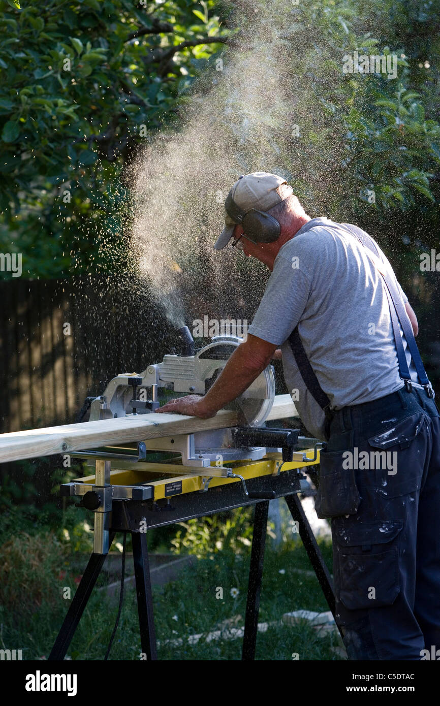 Toolshed hi-res stock photography and images - Alamy
