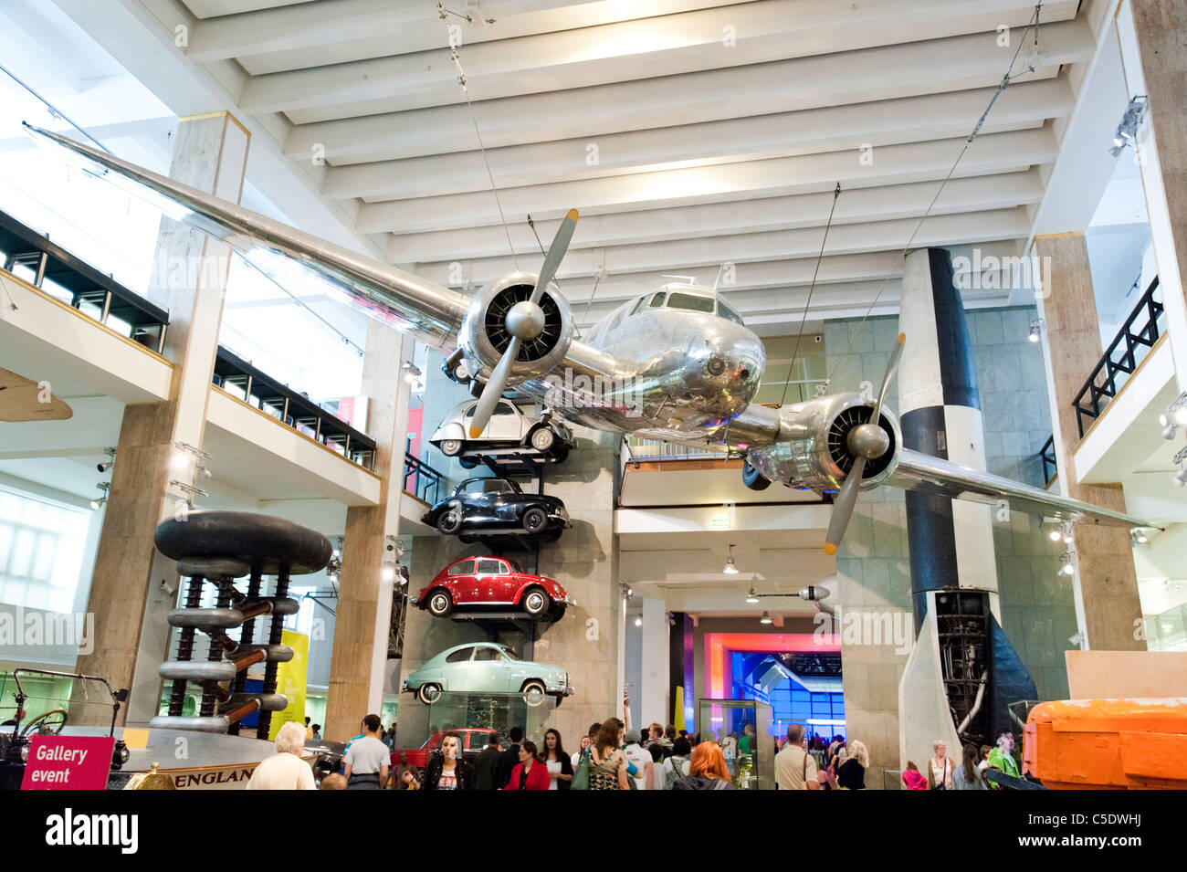 The science museum london hi-res stock photography and images - Alamy