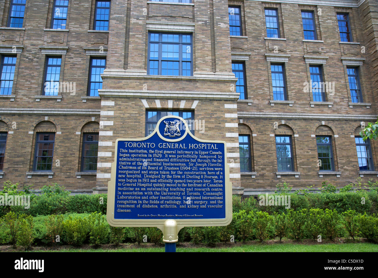 Toronto general hospital hi-res stock photography and images - Alamy