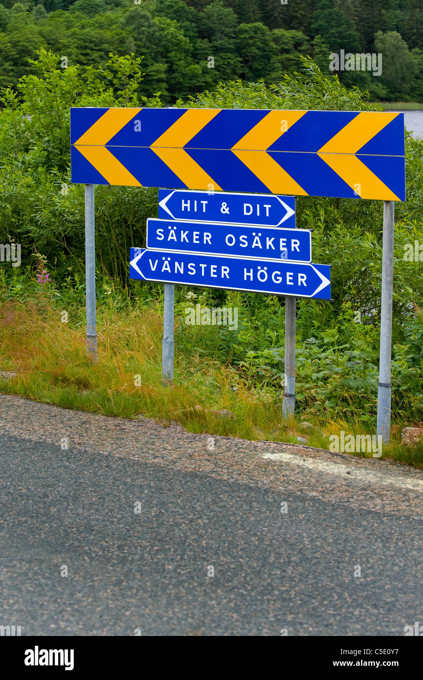 Left and right signposts hi-res stock photography and images - Alamy